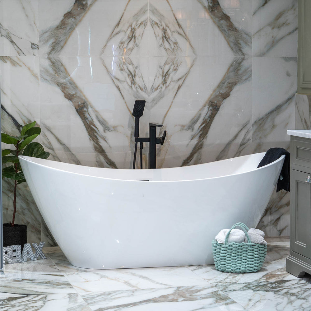 Freestanding Baths | Deluxe Bathrooms