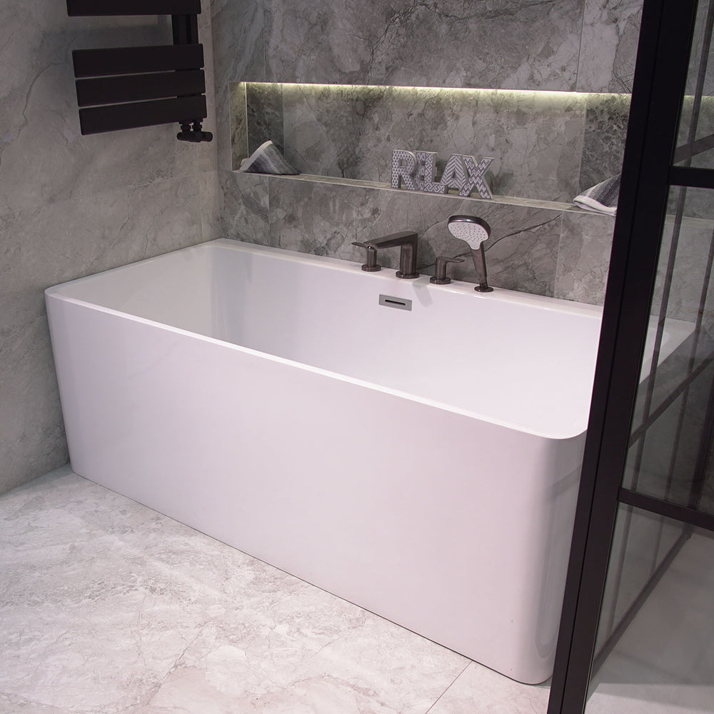 Granlusso™ Enzo 1600 Freestanding Back To Wall Corner Bath Acrylic ...