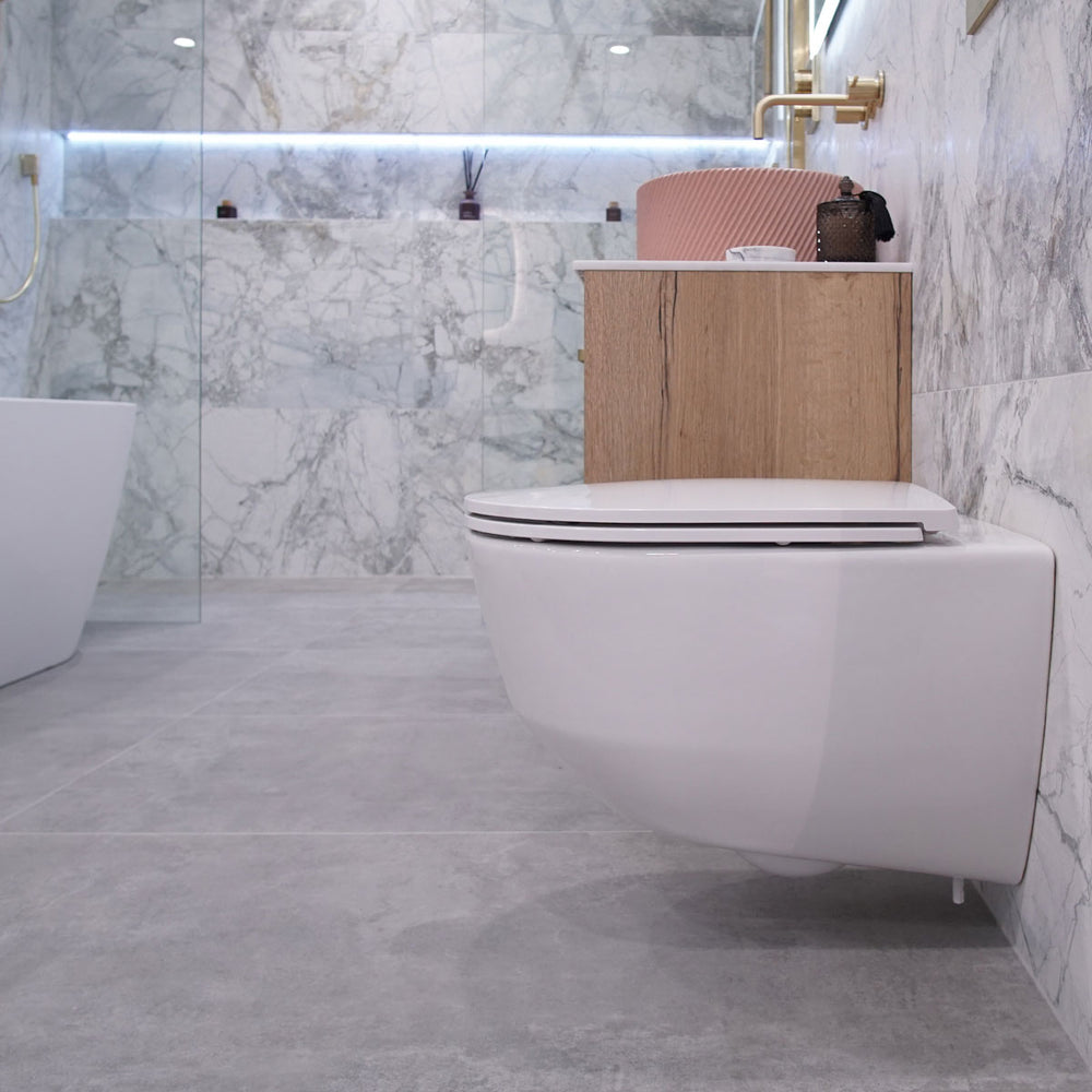 Laufen Pro Rimless Wall Hung WC Pan With Slim Soft Close Toilet Seat ...